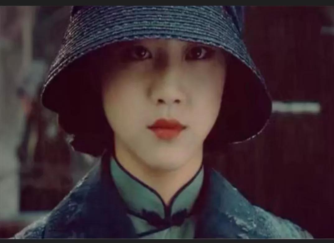 After filming "Lust Caution", Tang Wei embraced Tony Leung and cried ...