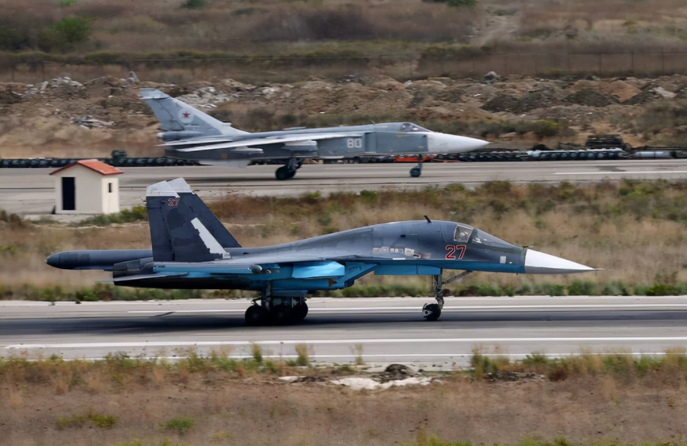 Su-24 made a war in Syria, Russia suffered a loss of military aircraft ...