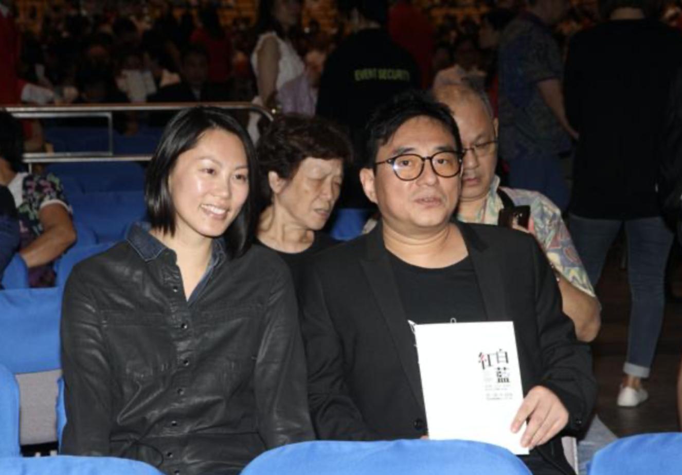 Lu Fang took his wife and daughter for the first time in a commercial ...