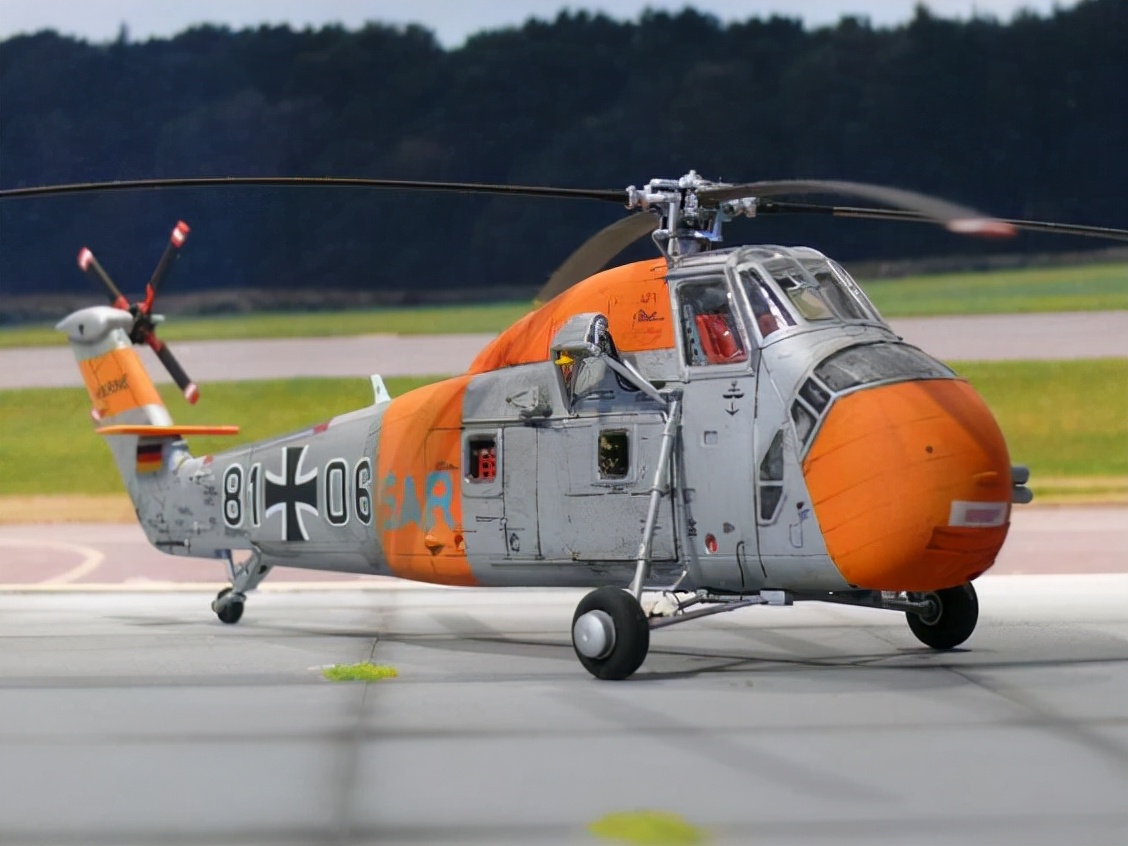 The development history and role of armed helicopters - iNEWS