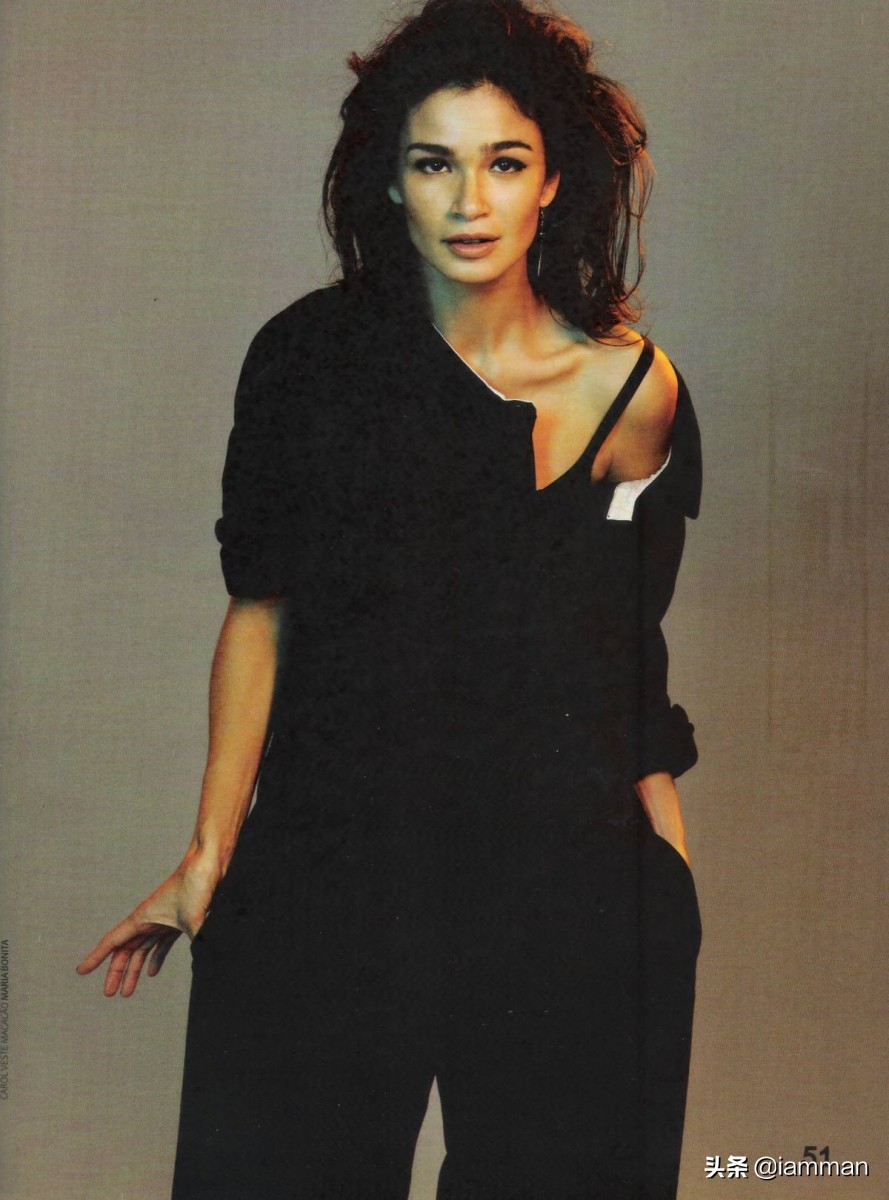 Caroline Ribeiro, a well-known Brazilian model - iNEWS