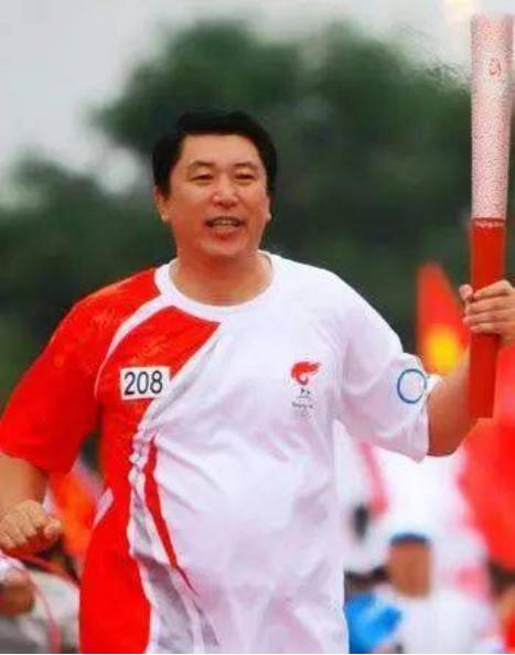 Why did Wang Libin, the first flag-bearer of the Chinese Olympic Games ...