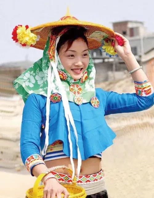 The peculiar Hui'an women's clothing culture is the legacy of the Dan ...