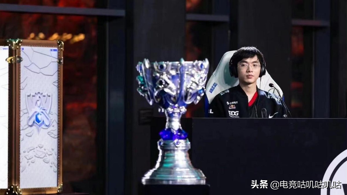 EDG擊敗DK奪得S11冠軍，「賽前預言家」火了，FPX也是功臣？ - 資訊咖