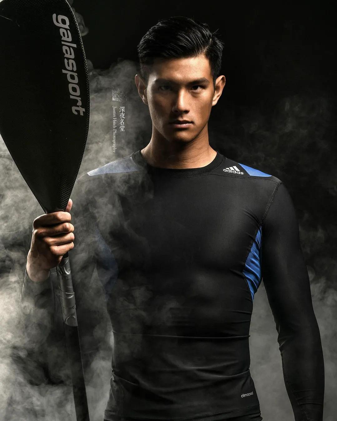 JUSTIN HSIEH 深夜名堂 - 資訊咖