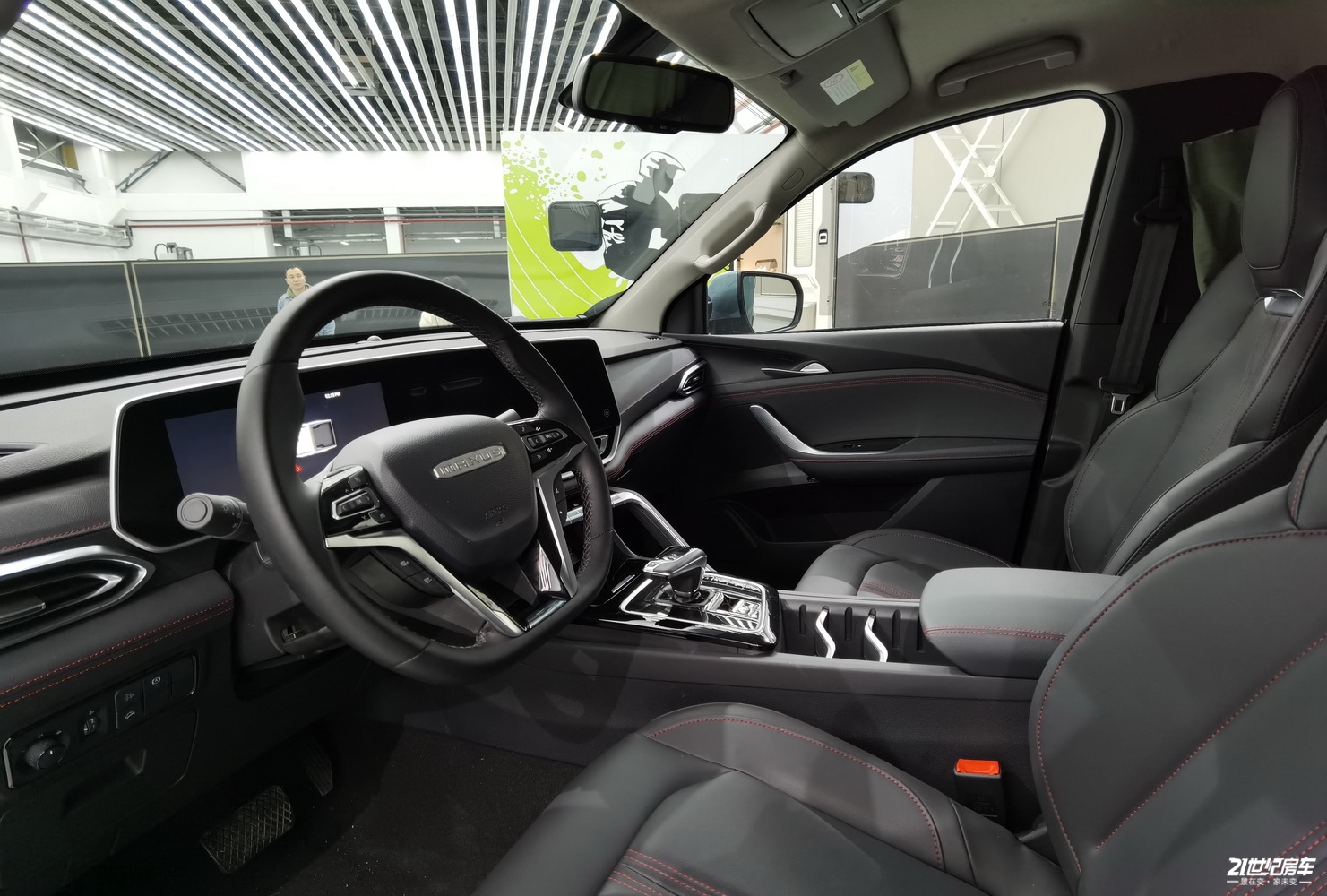 Interior exposure, SAIC Maxus Explorer T90 4WD light off-road touring ...