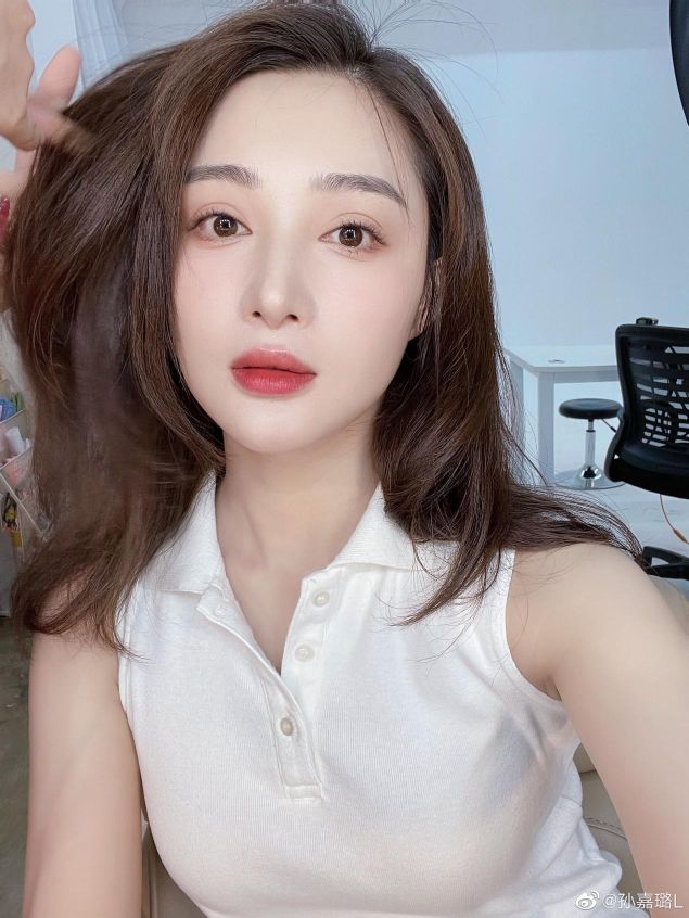 Jialu Sun shares the first vlog, she has a great ballet temperament, like a little angel - iNEWS