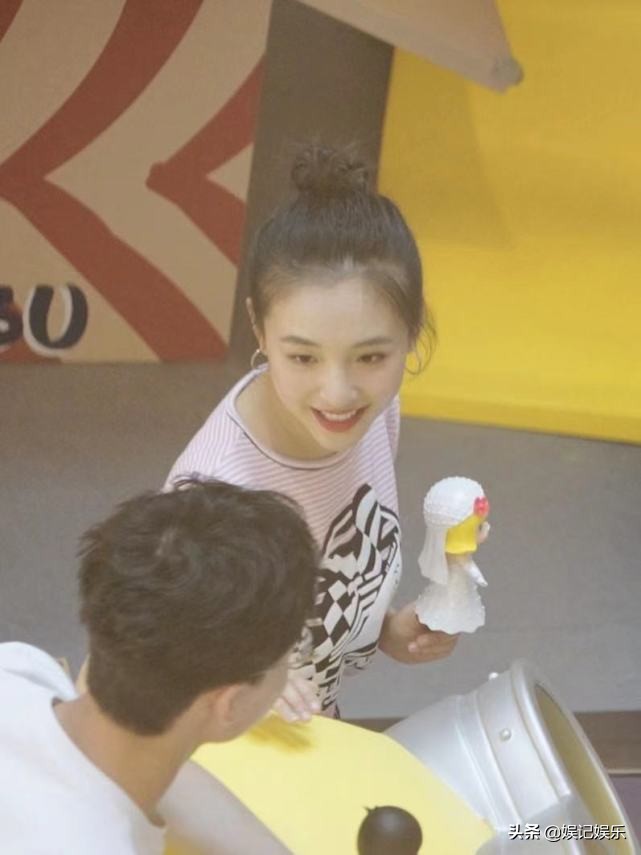 Wu Qian daughter exposed the first text, netizen: Mom is right! Couple ...