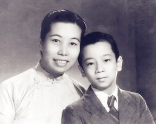 Lu Xun's son Zhou Haiying: When I was born, my father said "Bao Da" and ...