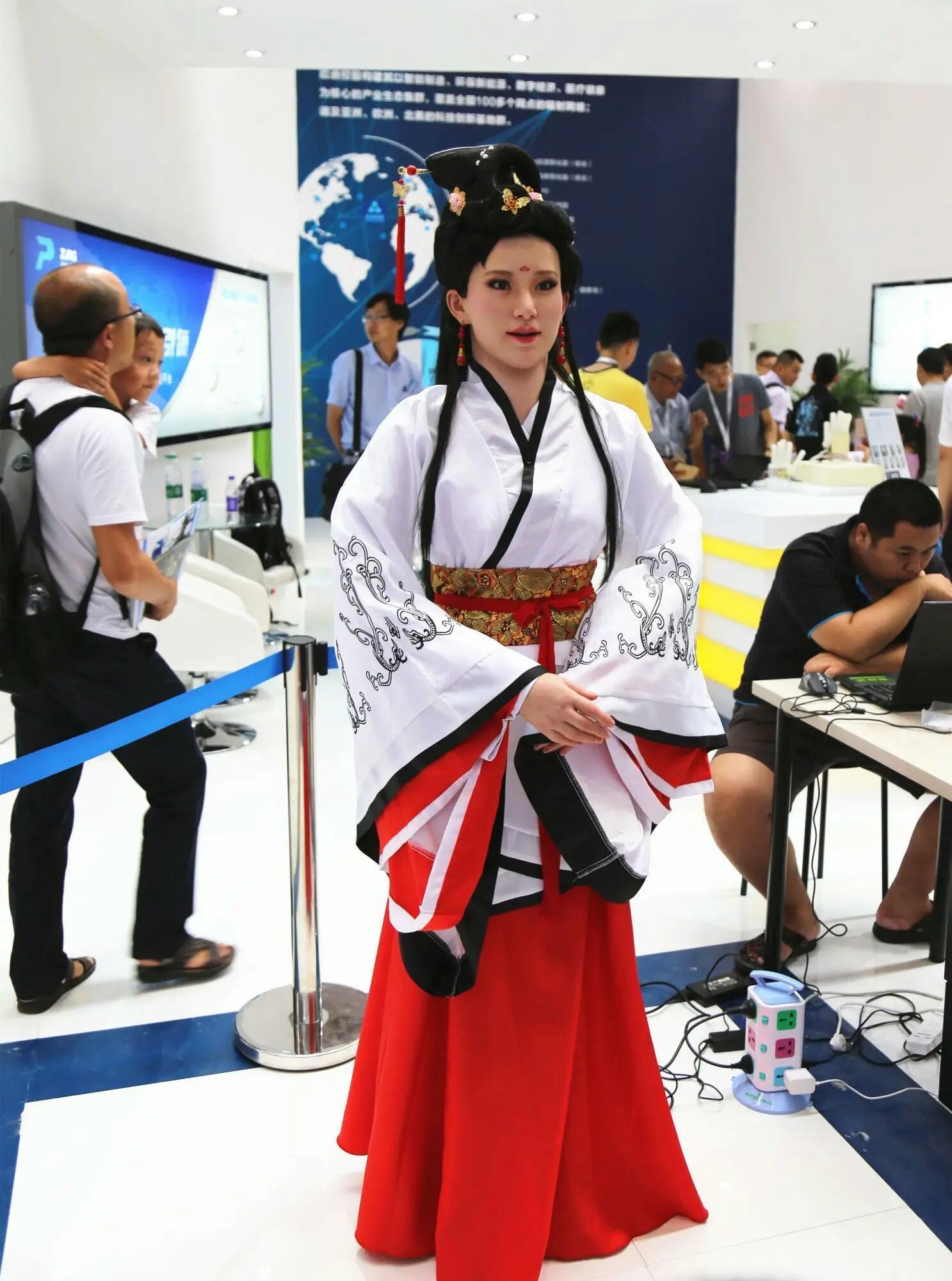 Robot girlfriends listed in Japan are no different from real people ...