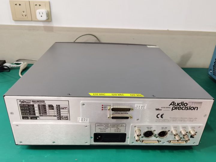 全新包裝音頻分析儀AP2722+全新濾波器AUX—0025 - 資訊咖