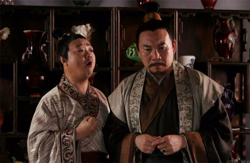 What are the privileges and functions of the gentry class in the Ming ...