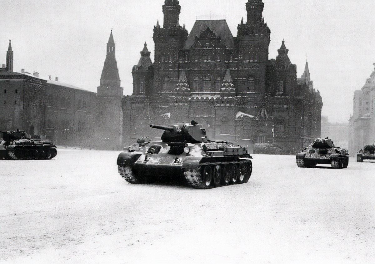 In 1941, two tanks on the Red Square parade in Moscow suddenly turned ...