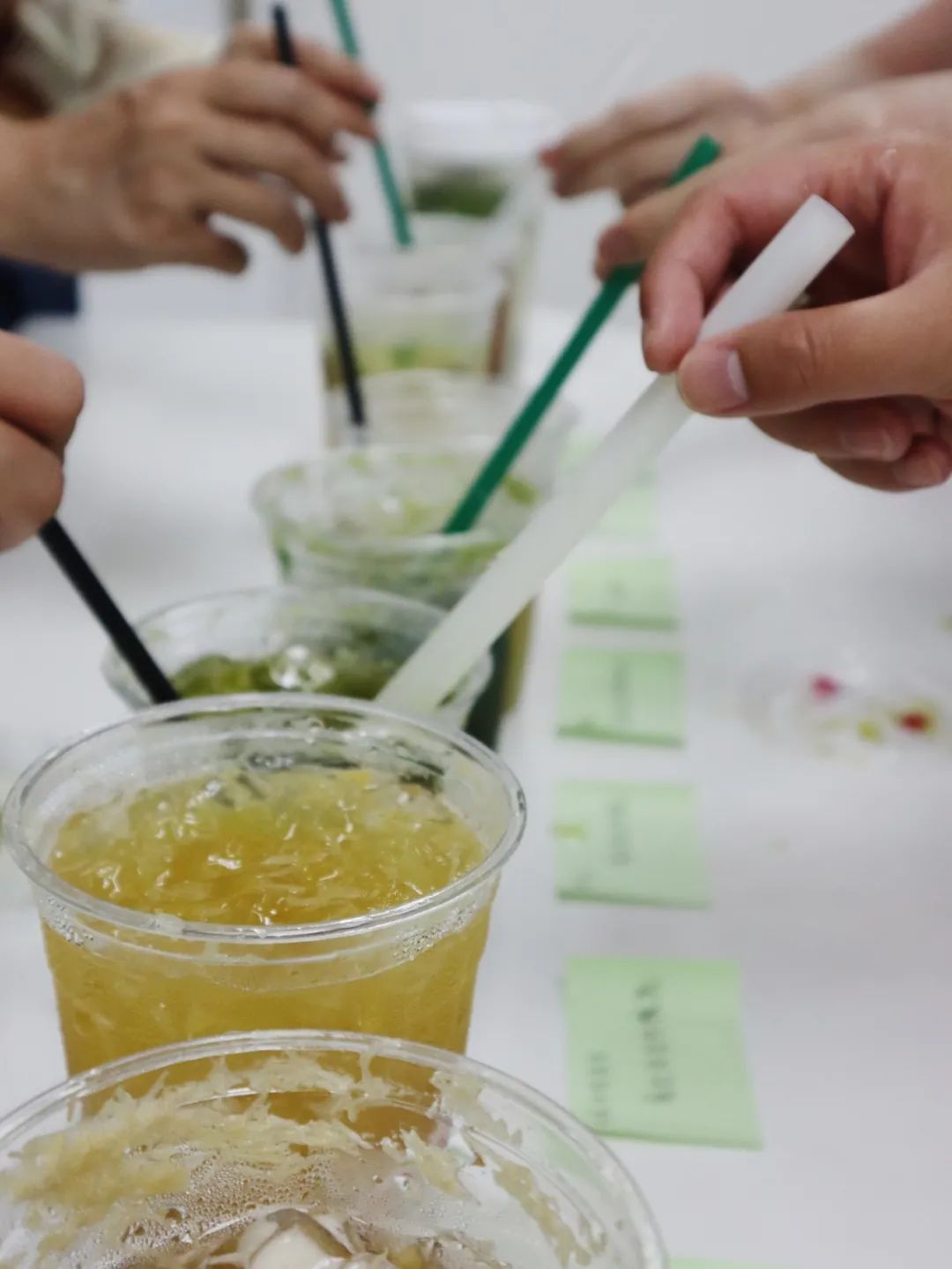 Hand-made lemon tea, the wind is so big - iNEWS