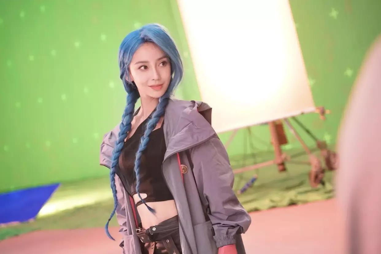 Angelababy: Jinx live-action version - iNEWS