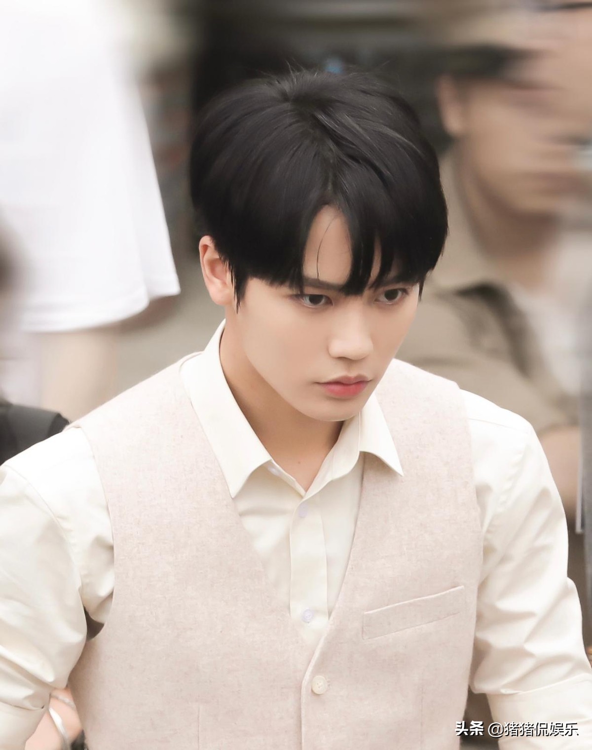 After "So I Love You So Much", Lin Yanjun's first drama in the Republic ...