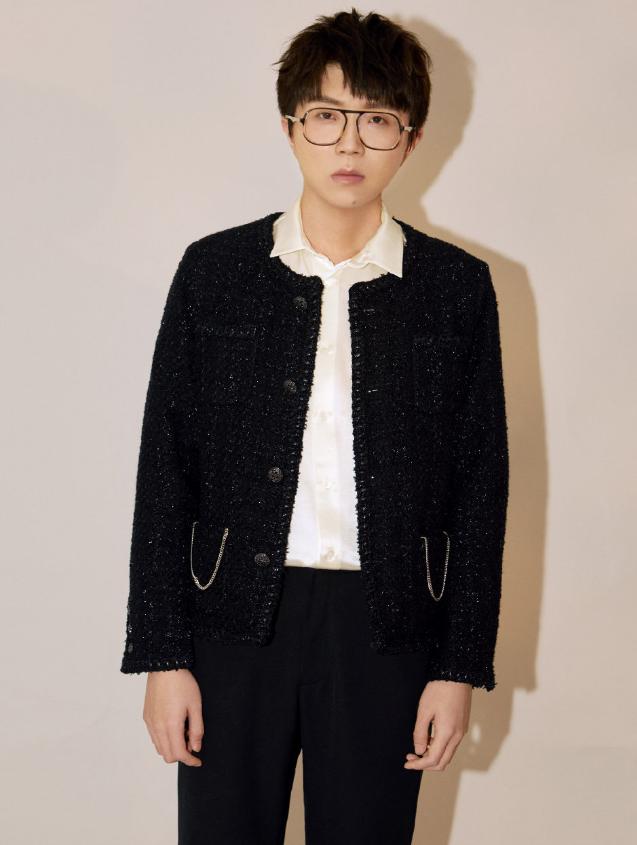 Mao is not easy: a cute and cute male singer - iMedia