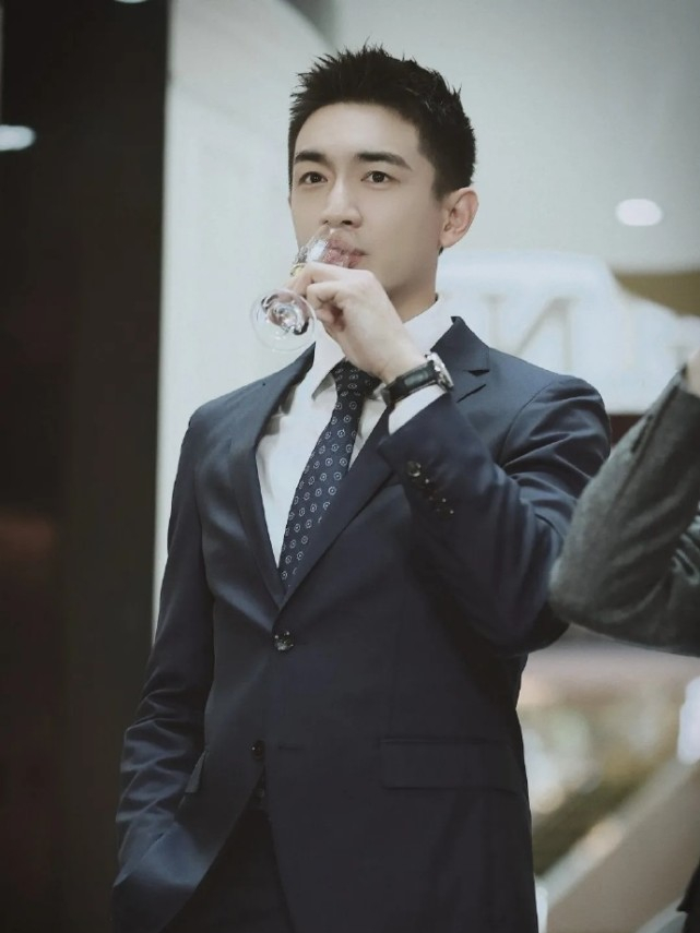 Lin Gengxin picks up a new drama, the acting tyrant's total fans ...