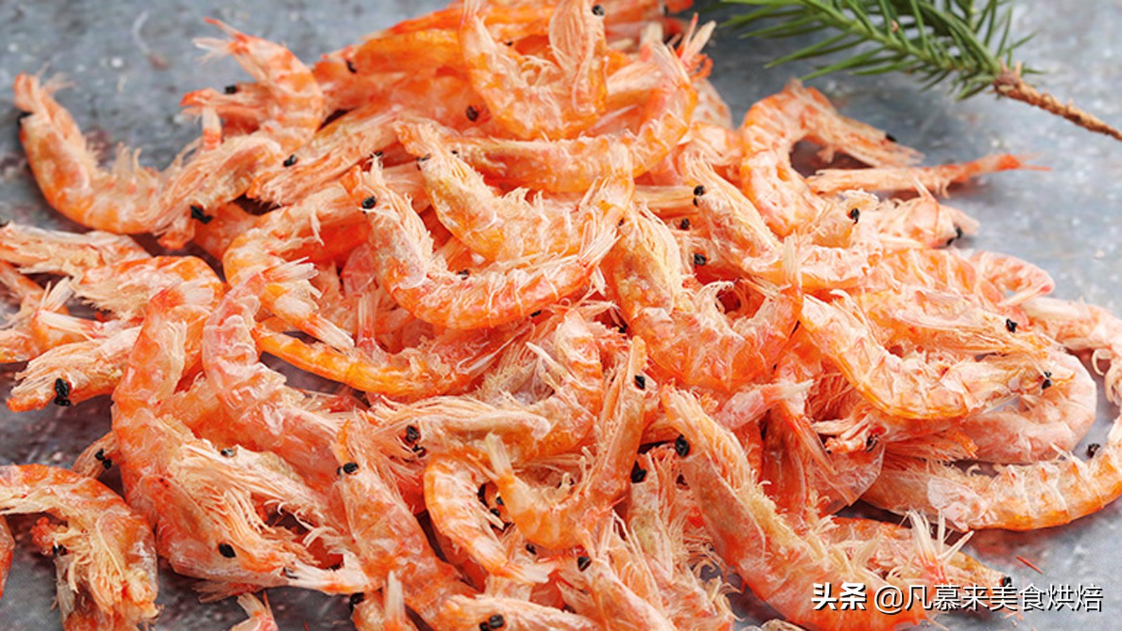Is the shrimp skin white or yellow?The old fisherman taught me three ...