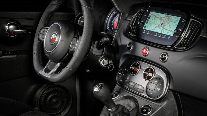 Pocket sports car!Fiat Abate F595 debuts with a top speed of 218 km/h ...