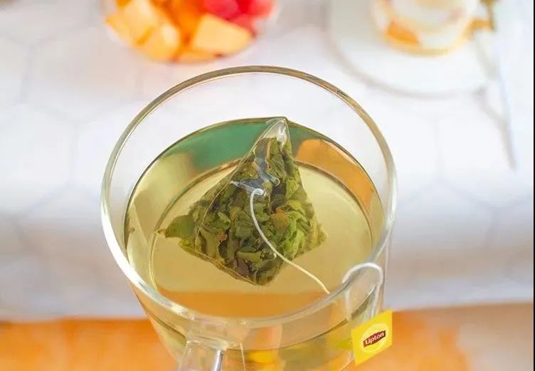 "Drinks" Unilever (UL.US) sells Lipton's parent company Ekaterra to ...