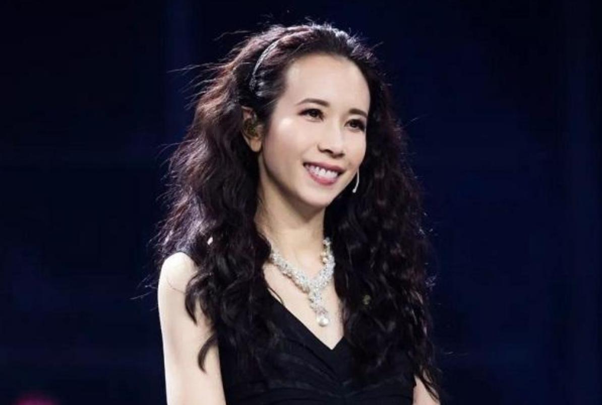 The beautiful life of the goddess Karen Mok, and the three men she ...