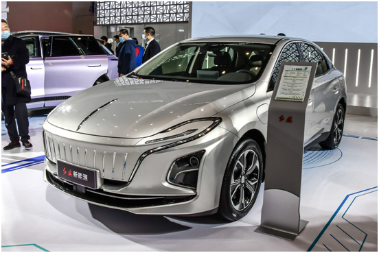 Hongqi teamed up with BYD! Blade battery, more than 5 meters long ...