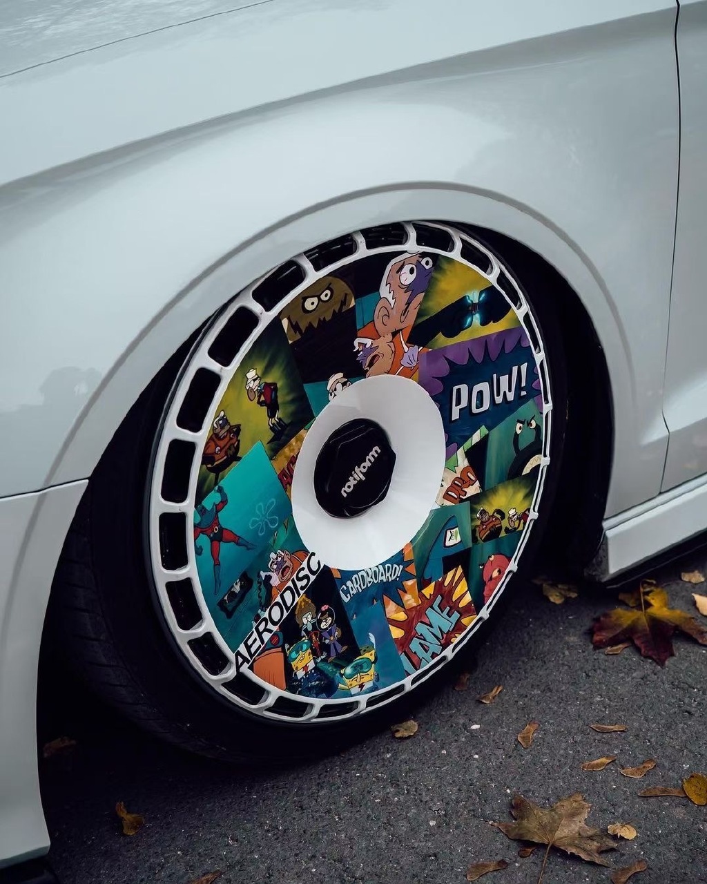 Rotiform wheel cover - iNEWS