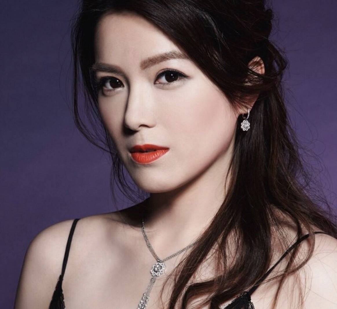 Marriage becomes real?Former TVB high-profile beauty Gou Yunhui posted ...