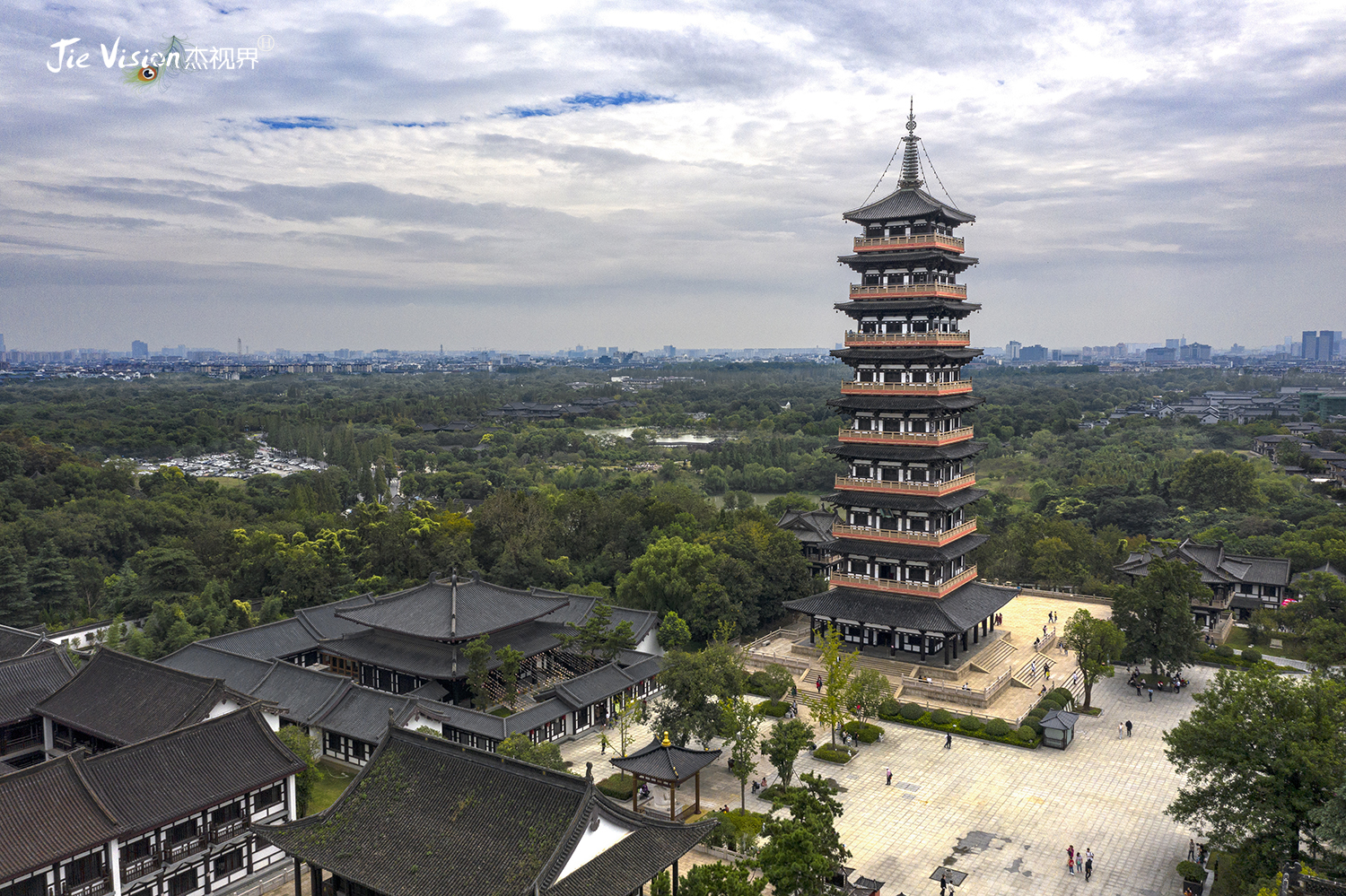 Why is Jianzhen respected by Japan as "the benefactor of Japanese ...