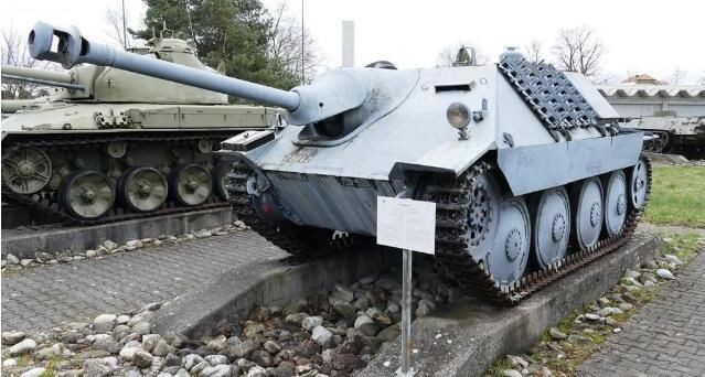 Old Iron, what a magical tank is this - iNEWS