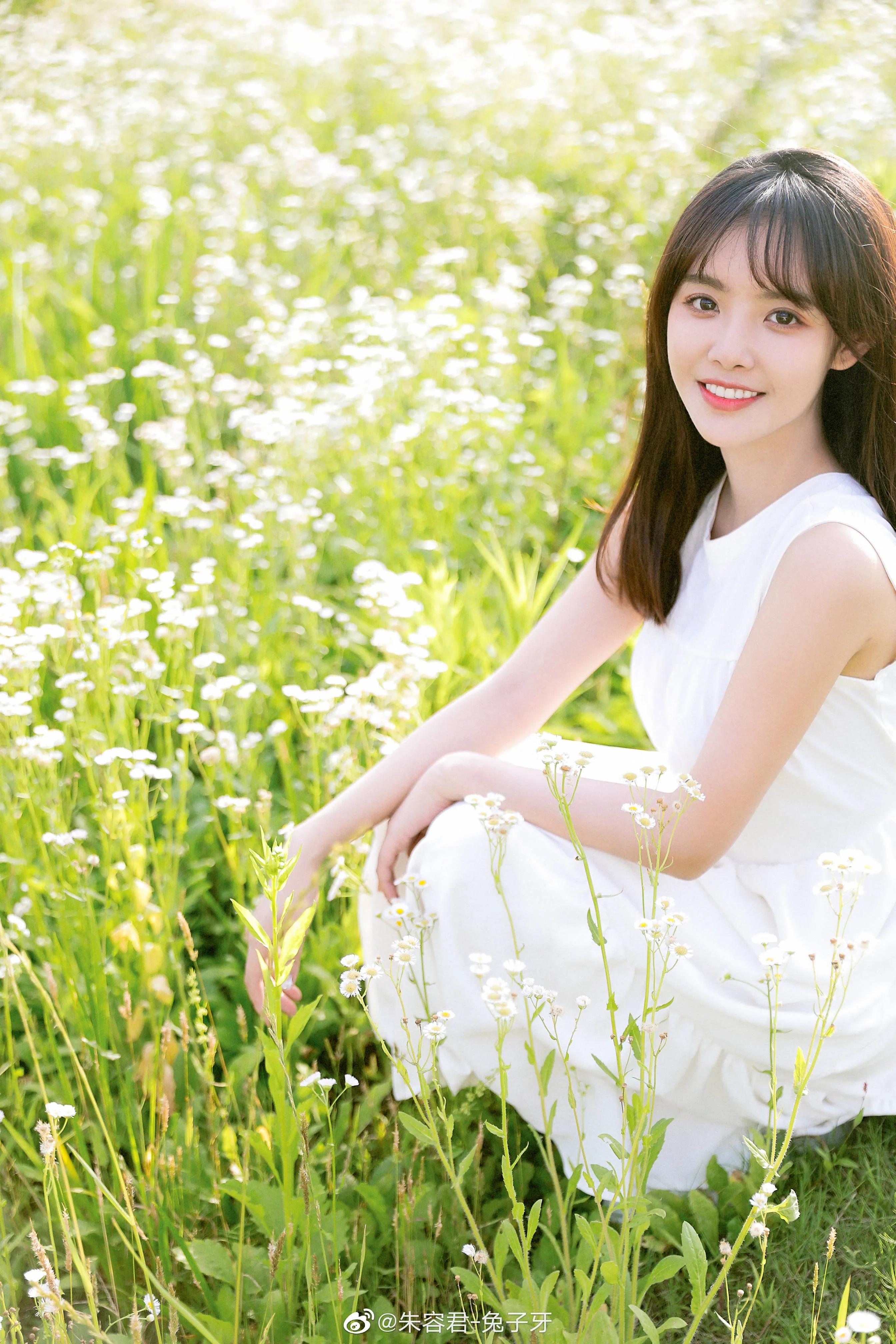 Whose first love: Zhu Rongjun - iNEWS