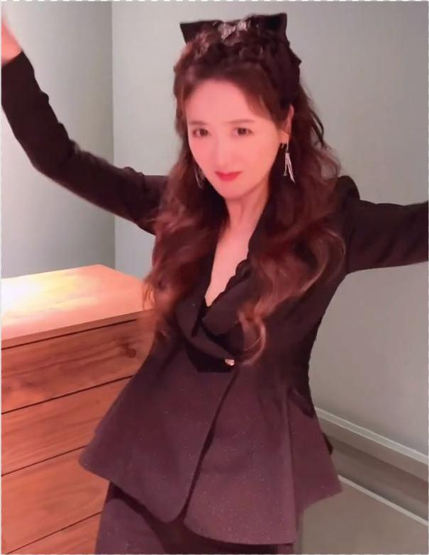 Sweet enough to explode!Xiao Li Lin airborne as the super birthday is ...