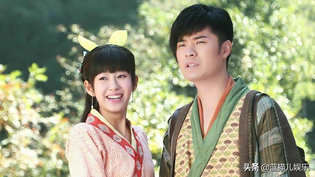 Six years later, Zhang Zixuan and Chen He are still cautiously showing affection, and netizens ...