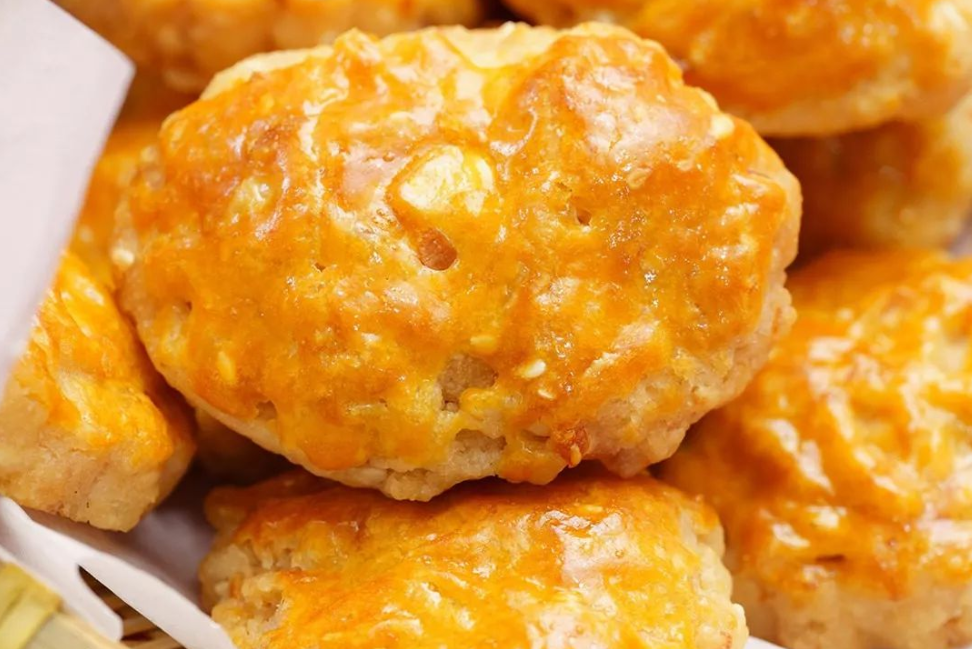 Chicken biscuits, Guangzhou specialty snacks, crispy and delicious, but ...