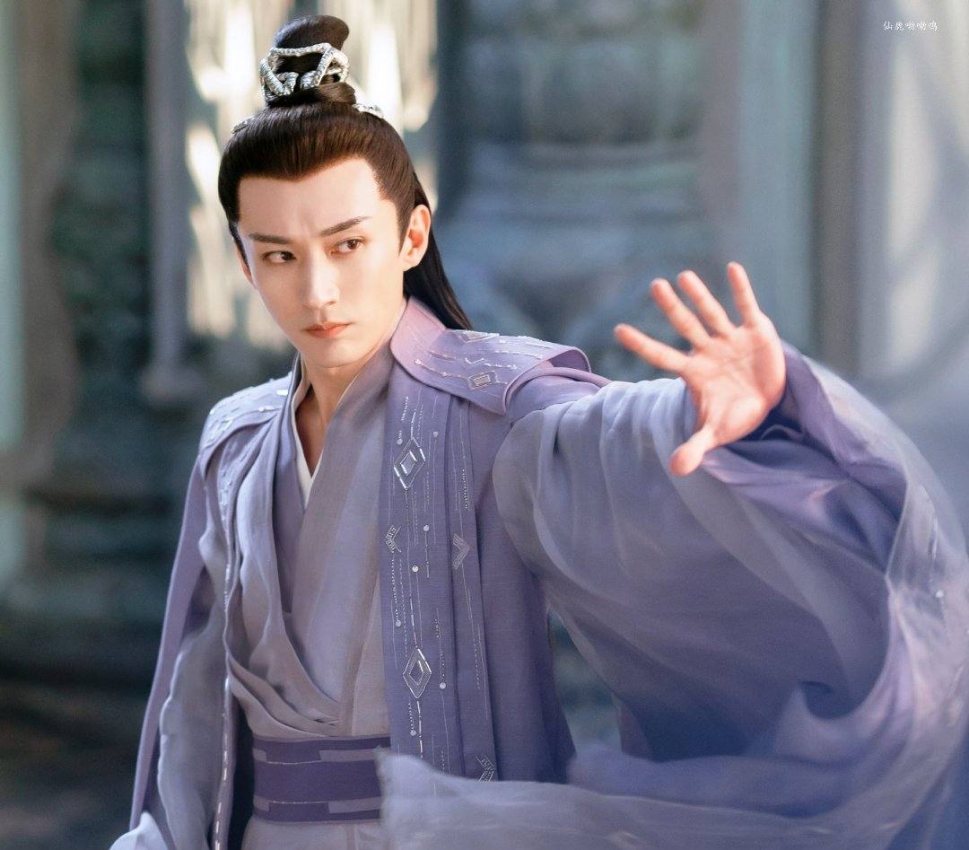 Brother Hao Chen in "Liu Li", Zhou Dongyu's new drama male partner, Liu Xueyi set up resources ...