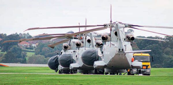 British Navy's main "Watchtower" early warning helicopter - iNEWS