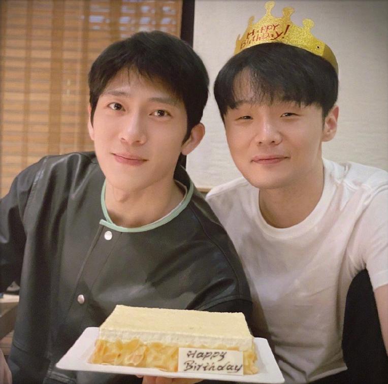 Jing Boran celebrated Li Ronghao's birthday, Li Ronghao said that life ...