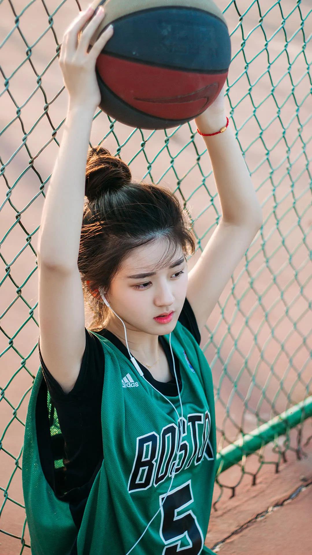 Zhao Lusi, young actor, pure and lovely - iNEWS