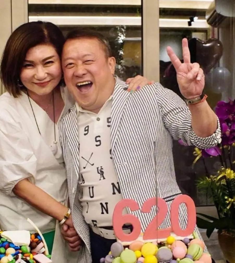 Stars gathered!TVB executive Le Yiling celebrates 62nd birthday and ...