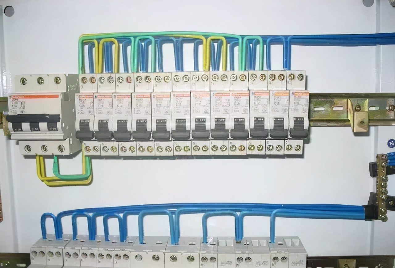 Wiring requirements and specifications for the air switch in the ...