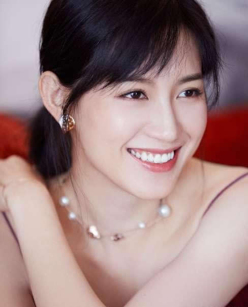 Su Qing: Made by beautiful women, beautiful women are picturesque and ...