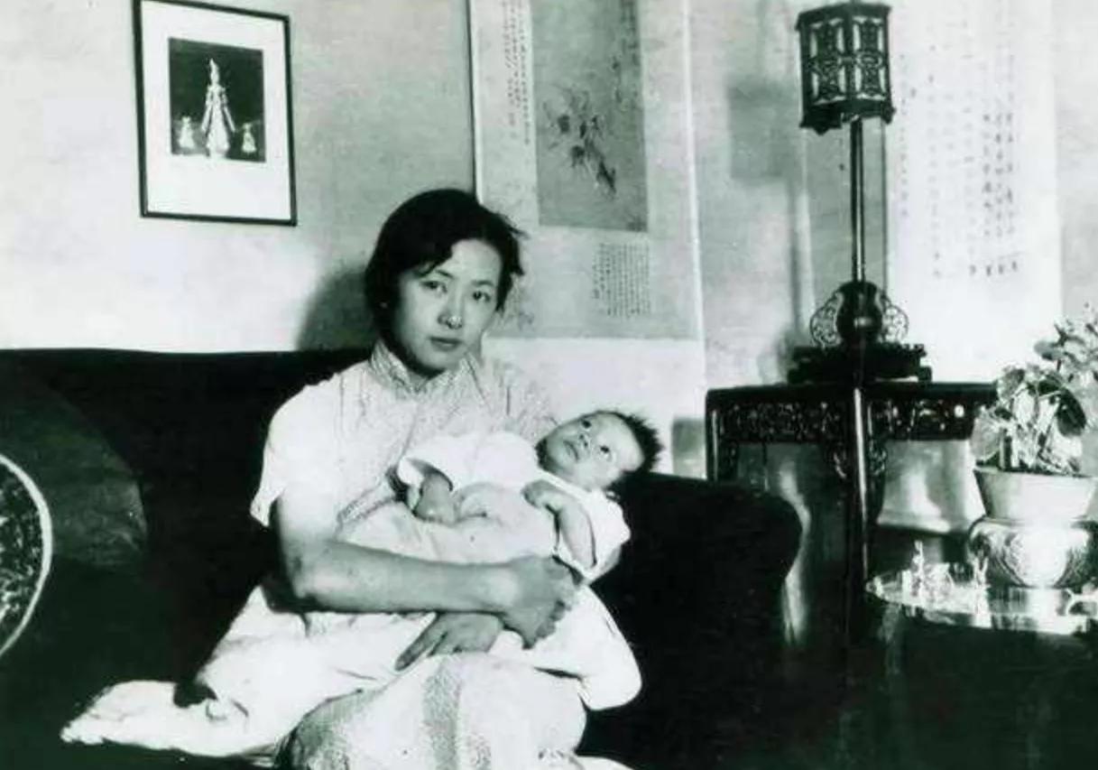 The national emblem comes from the talented woman Lin Huiyin?She played ...