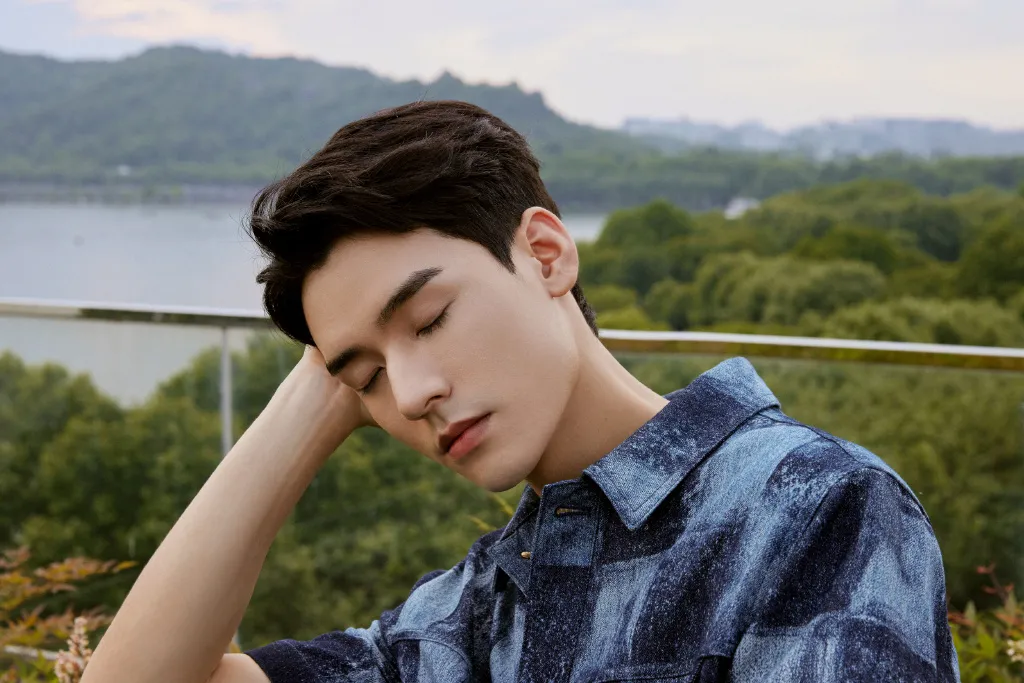 Little gossip, Zhang Ruonan, Li Yifeng, Gong Jun, Lin Yanjun - iMedia