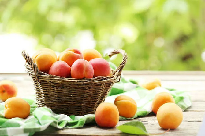 Peach raises people, apricot hurts people, is it a fact or a rumor ...