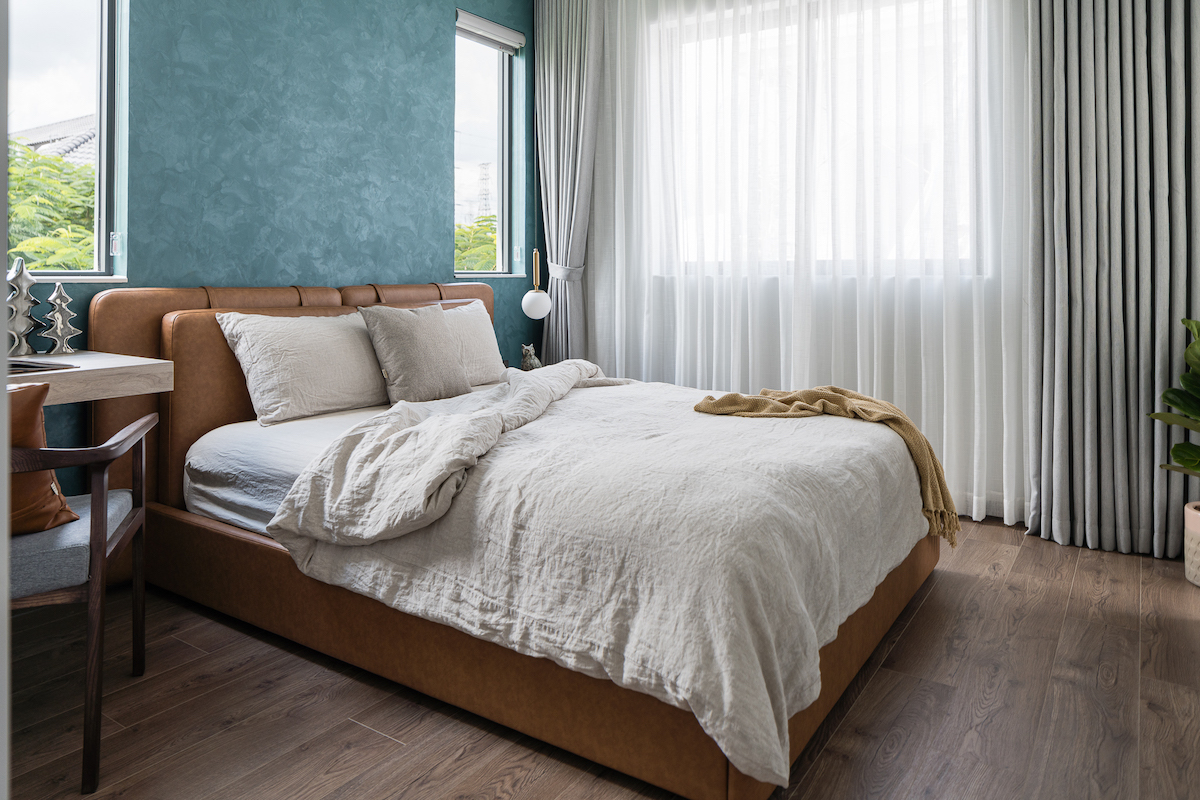 The townhouse of 380 square meters, whether day or night, the ...