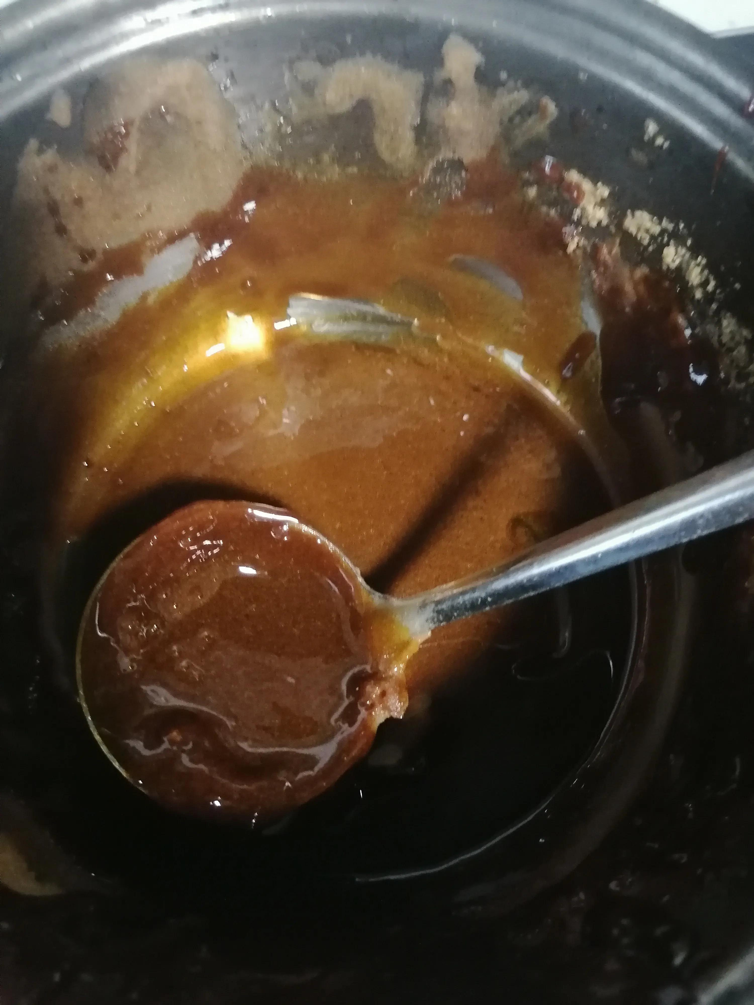 Yunnan Cuisine: Homemade Baozhu Pear Lollipop - iNEWS