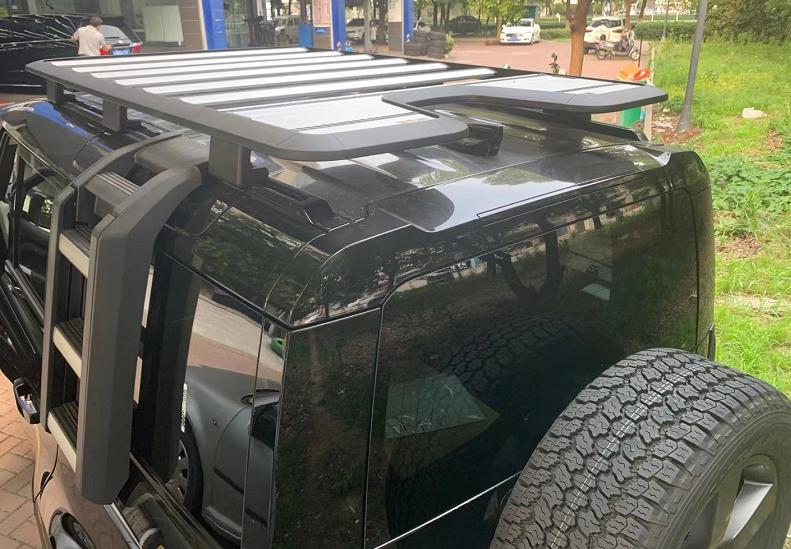 Real shot Land Rover Defender: super big, with ladder on the side, the ...
