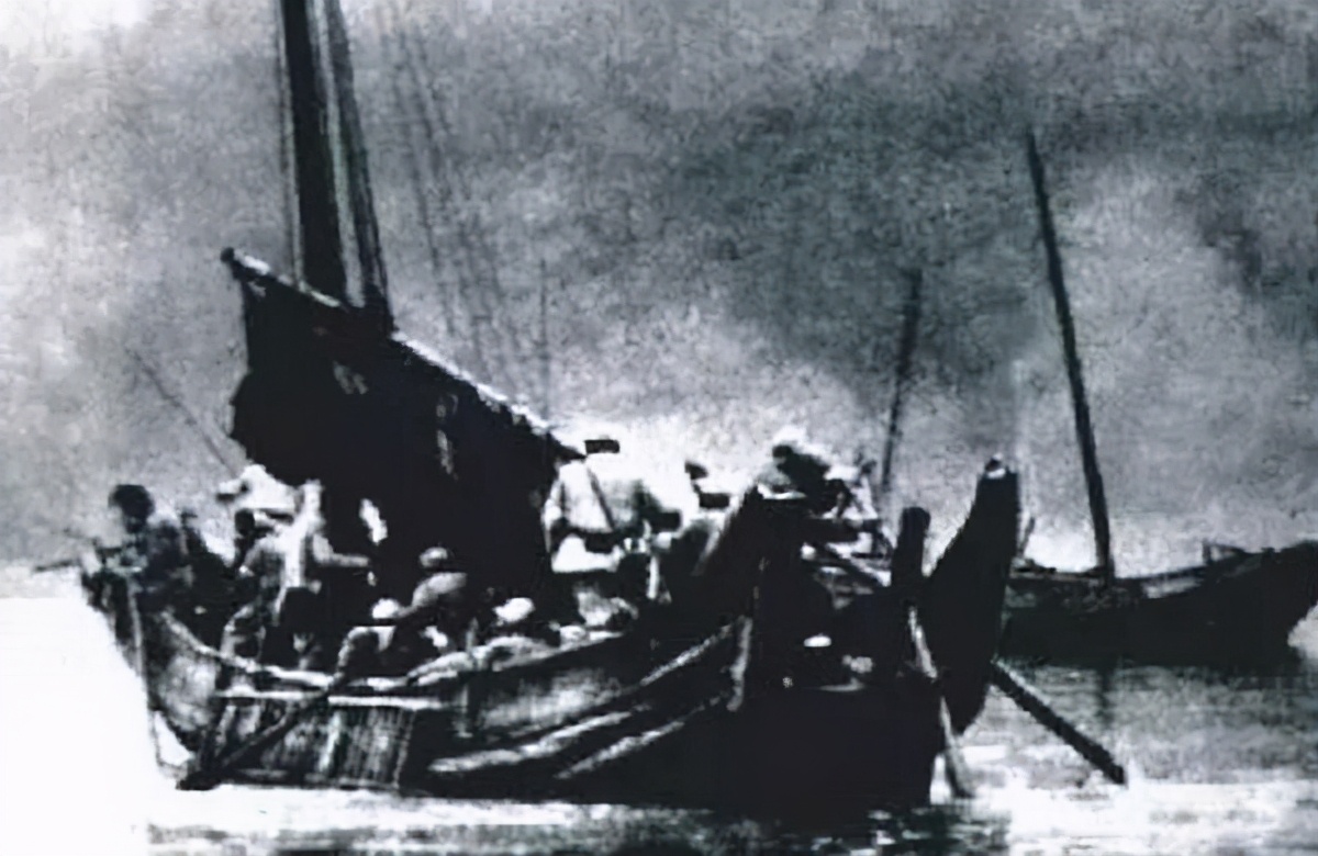 After the bloody landing on the island, after the defeat of the Battle ...