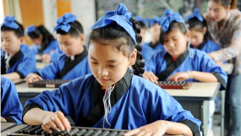 The father of Chinese abacus, the father of the world tape measure, was ...